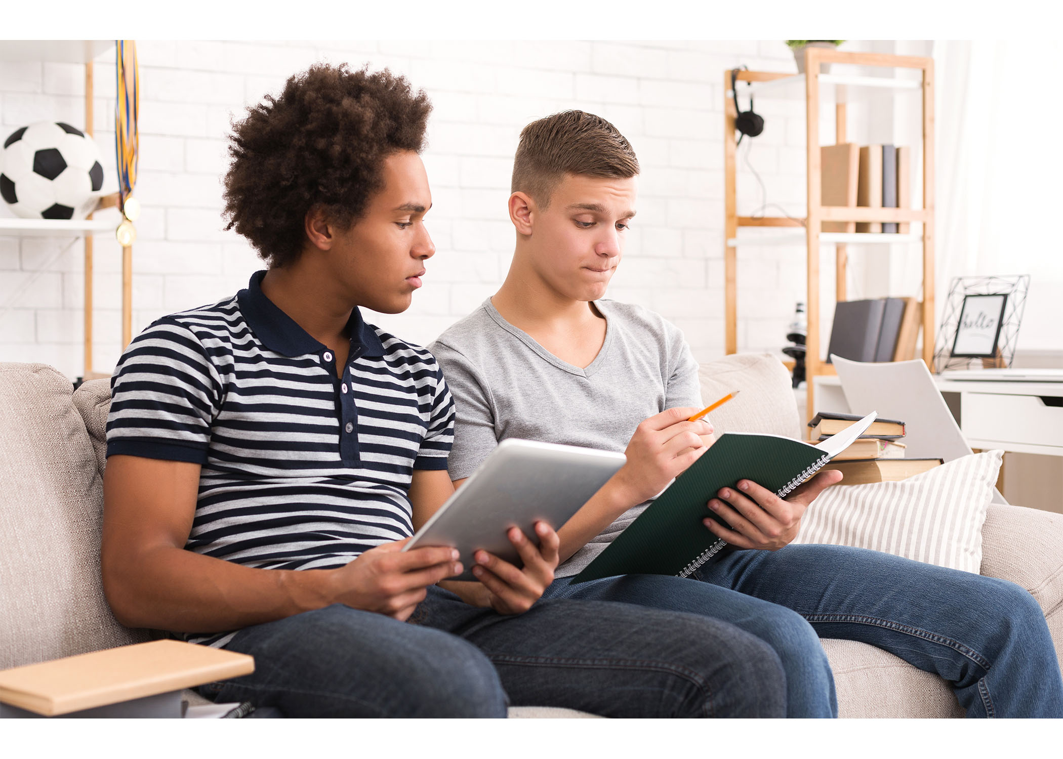 4 Things to Remember When Searching for a College Roommate | CollegeData