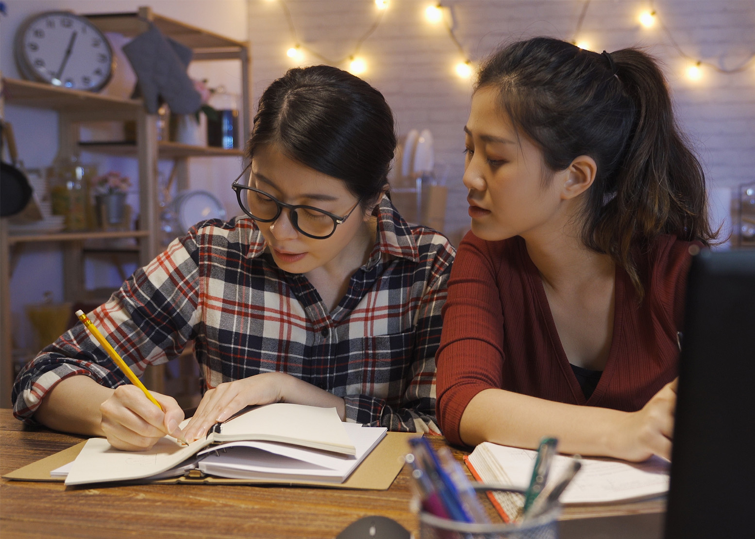 4 Things to Remember When Searching for a College Roommate | CollegeData